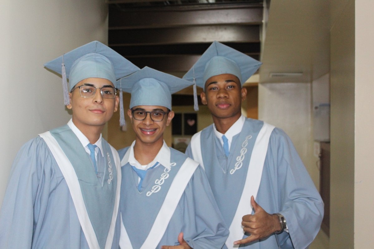 Index of /wp-content/uploads/photo-gallery/Graduacion_Media_2022 ...