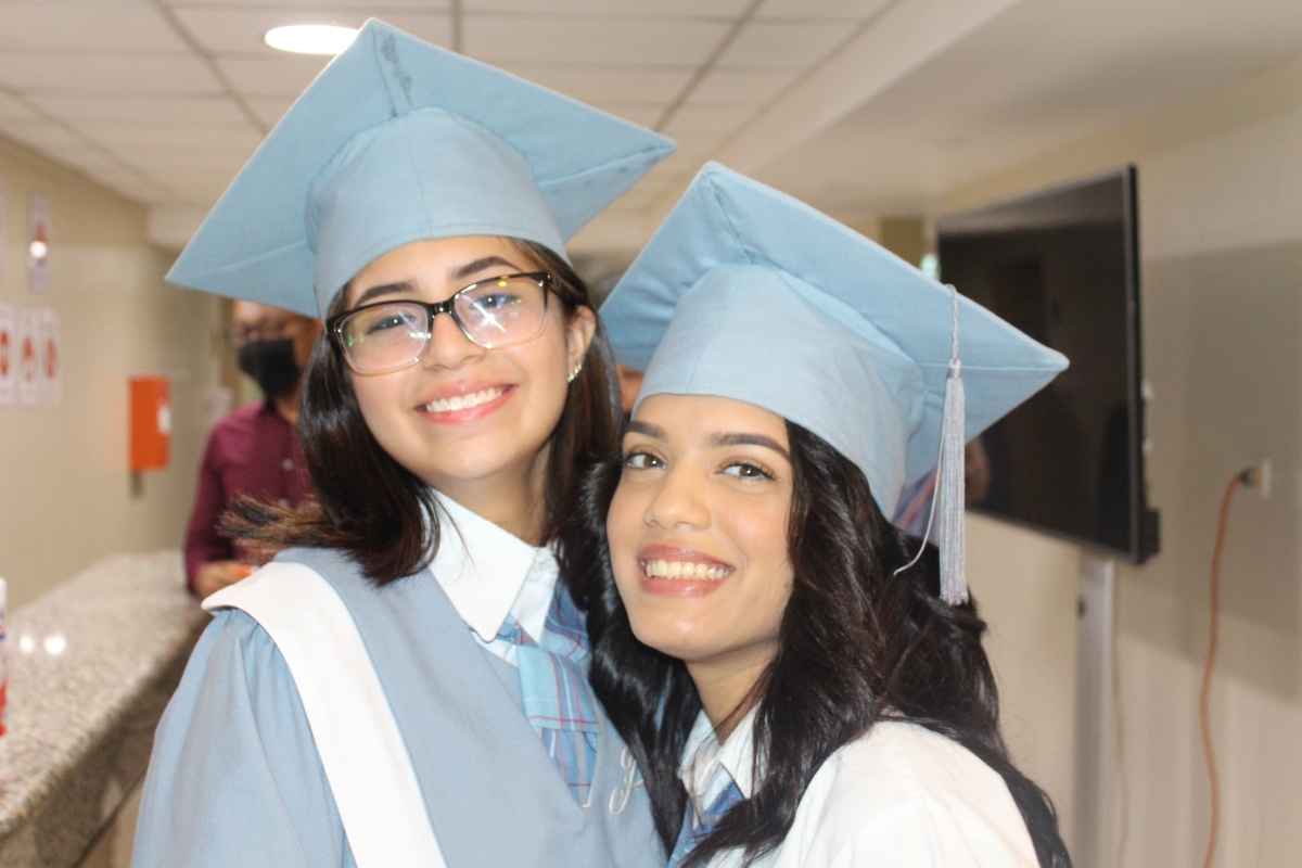 Index of /wp-content/uploads/photo-gallery/Graduacion_Media_2022 ...