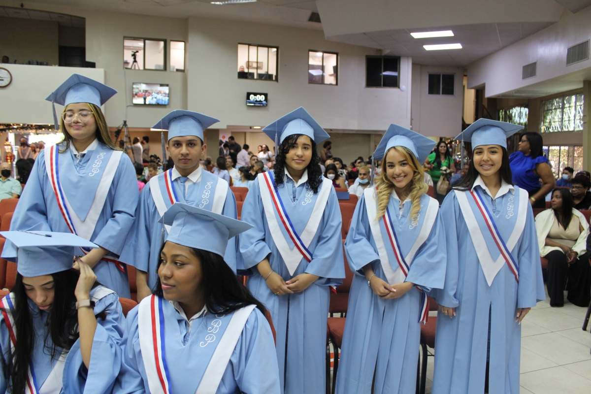 Index of /wp-content/uploads/photo-gallery/Graduacion_Media_2022 ...