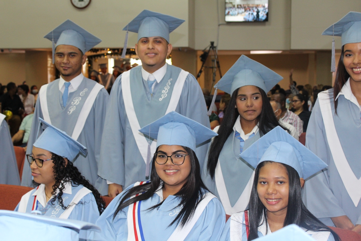 Index of /wp-content/uploads/photo-gallery/Graduacion_Media_2022 ...