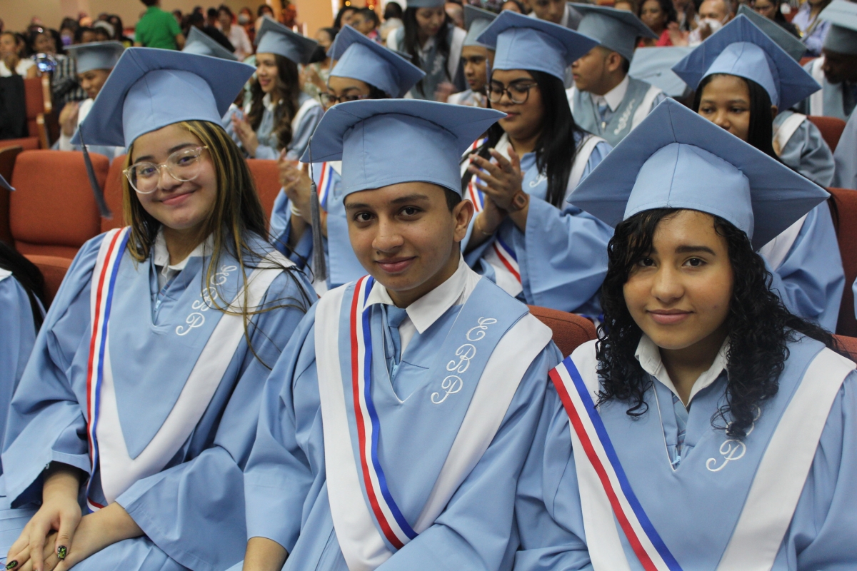 Index of /wp-content/uploads/photo-gallery/Graduacion_Media_2022 ...