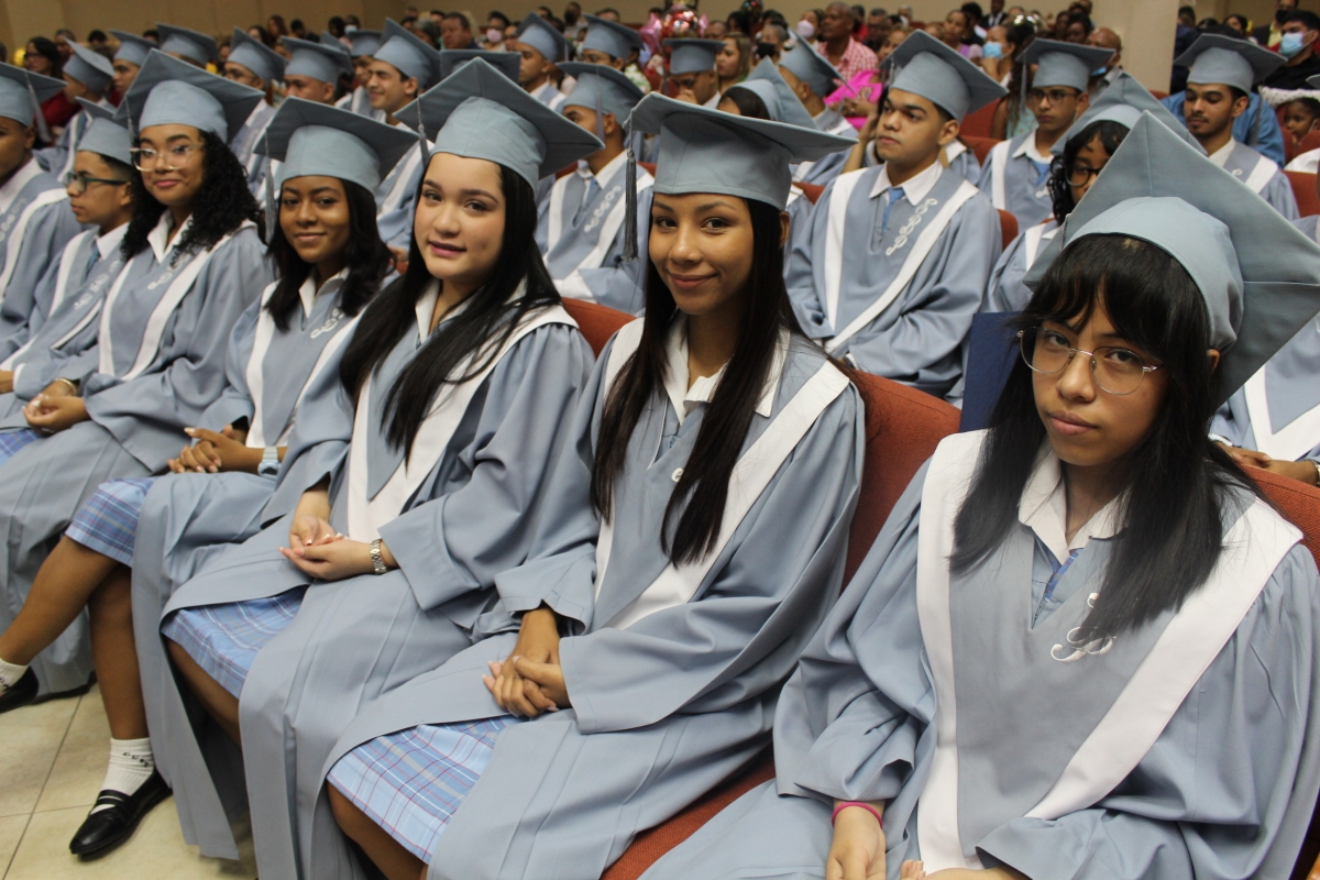 Index of /wp-content/uploads/photo-gallery/Graduacion_Media_2022 ...