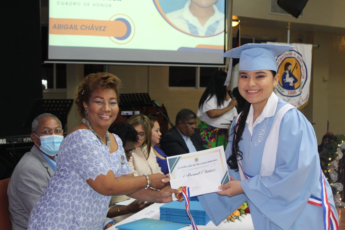 Index of /wp-content/uploads/photo-gallery/Graduacion_Media_2022 ...