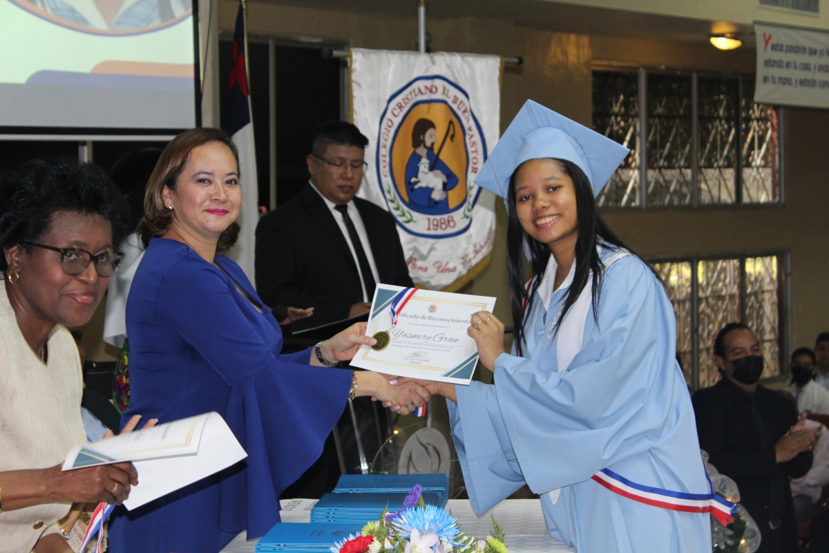 Index of /wp-content/uploads/photo-gallery/Graduacion_Media_2022 ...