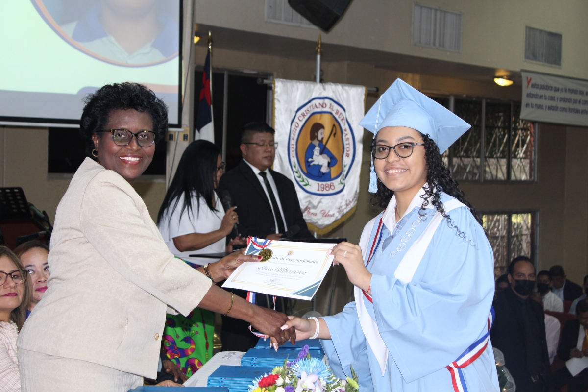 Index of /wp-content/uploads/photo-gallery/Graduacion_Media_2022 ...