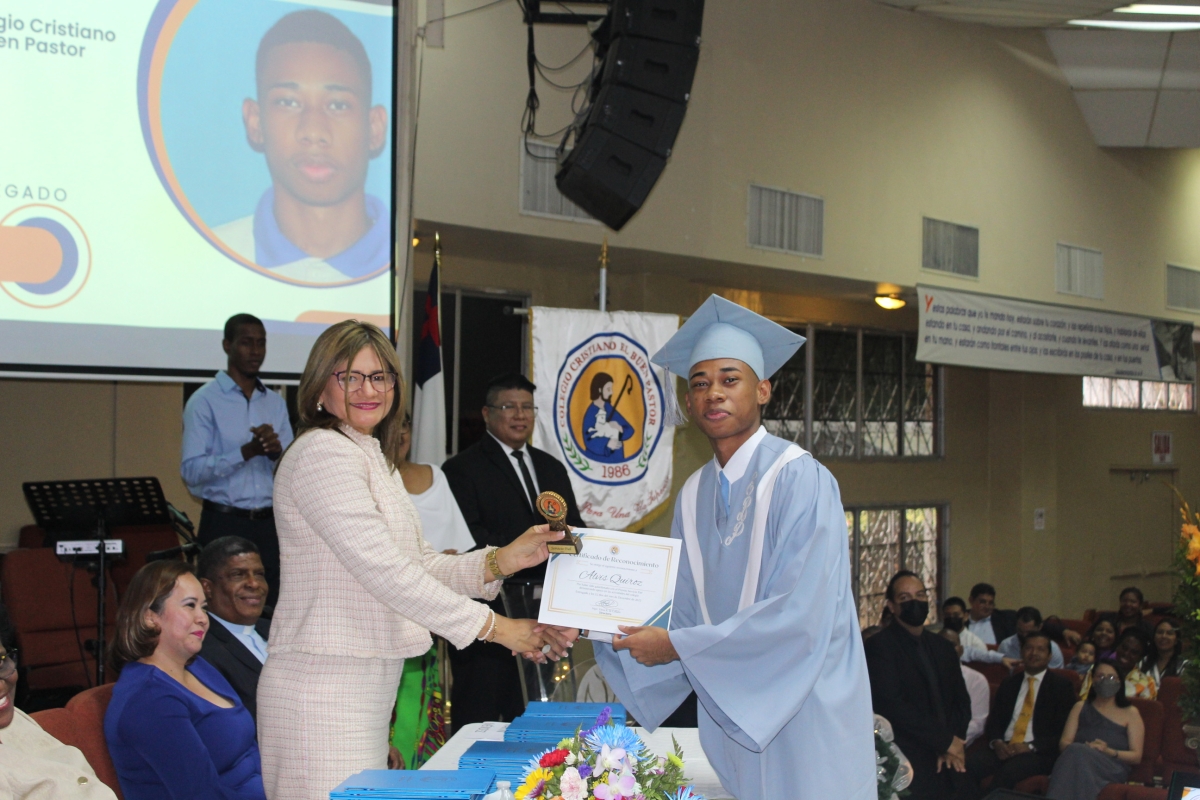 Index of /wp-content/uploads/photo-gallery/Graduacion_Media_2022 ...