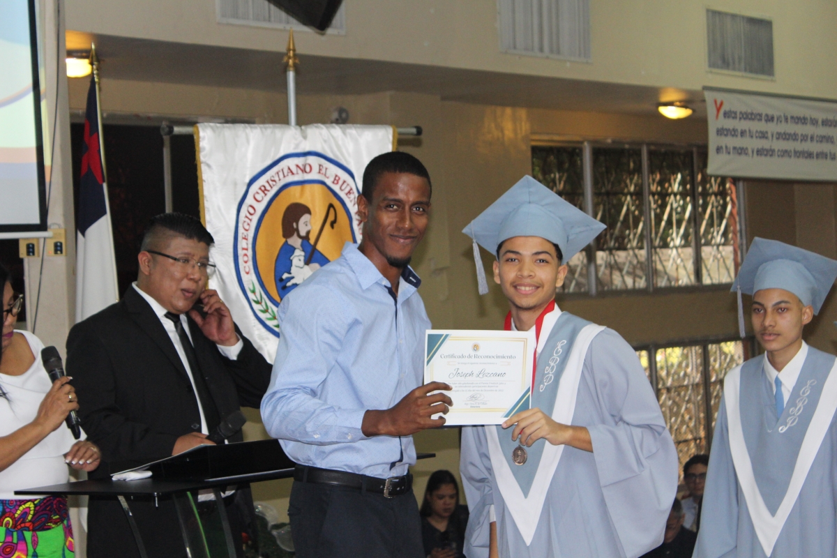 Index of /wp-content/uploads/photo-gallery/Graduacion_Media_2022 ...