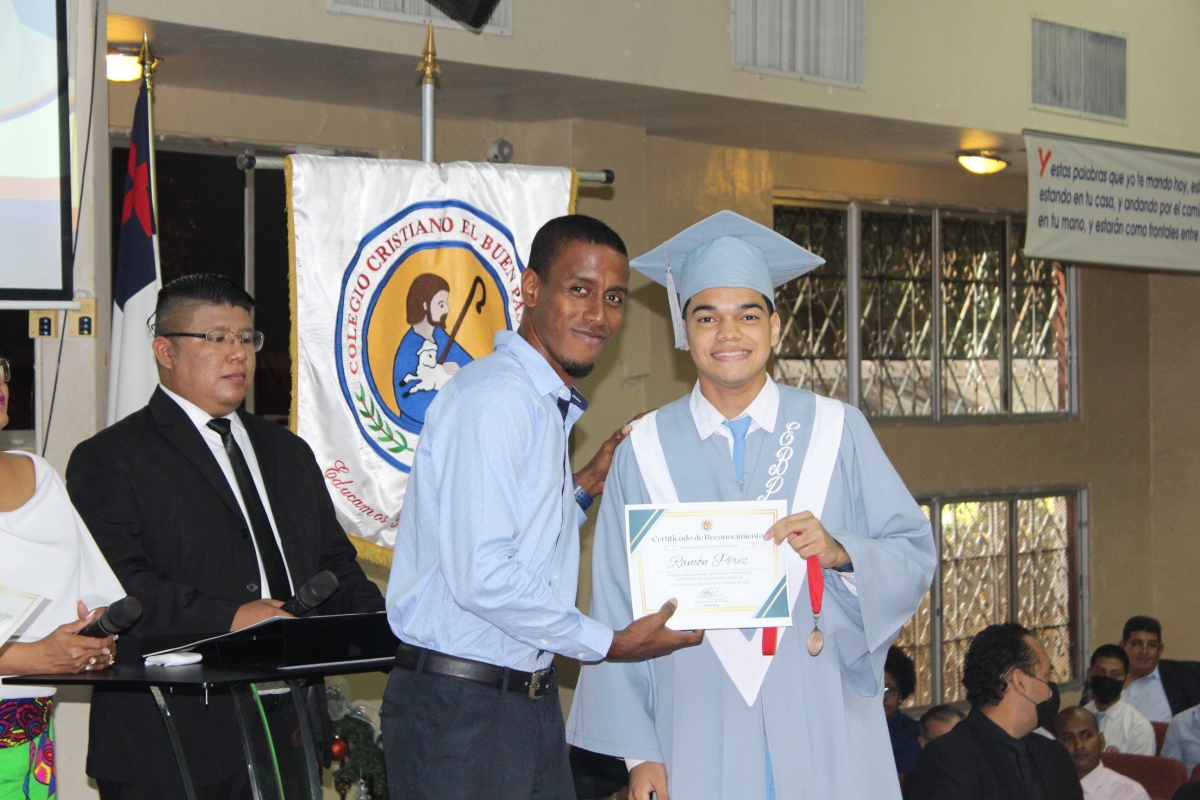 Index of /wp-content/uploads/photo-gallery/Graduacion_Media_2022 ...